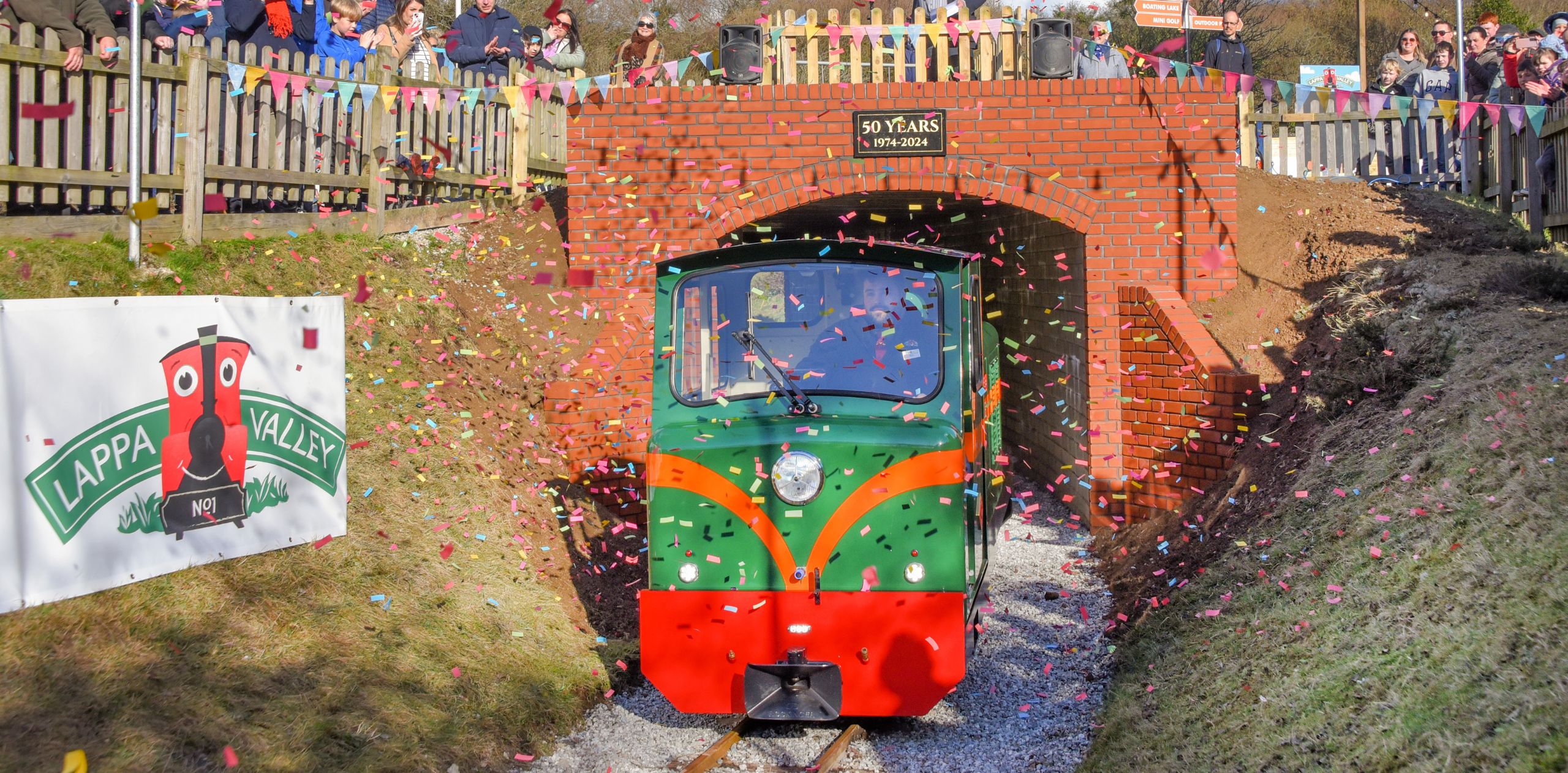 Lappa unveils name of new Locomotive - City of Truro - Lappa Valley